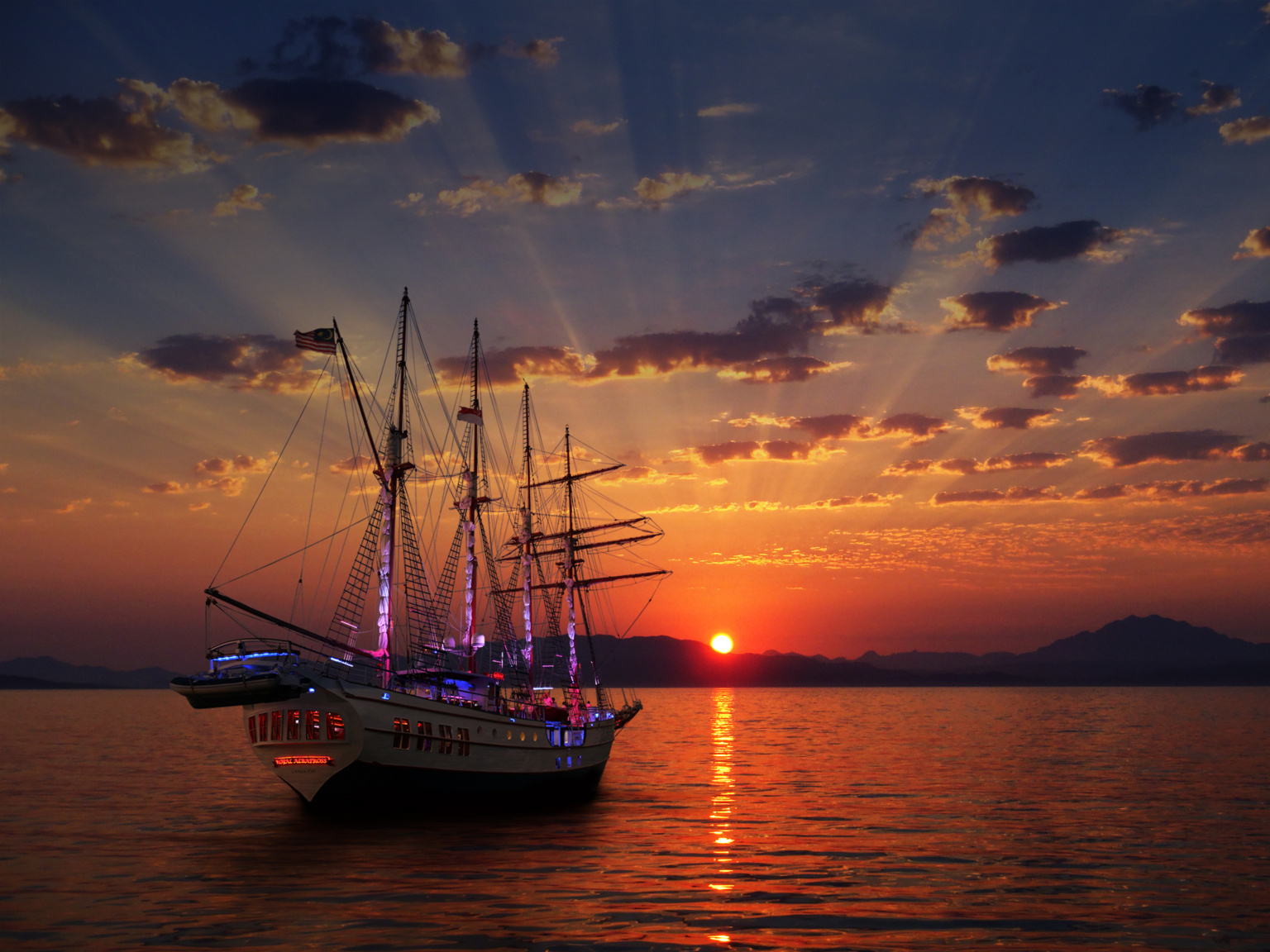 Sunset Dinner Cruise | Luxury Dine & Sail Singapore