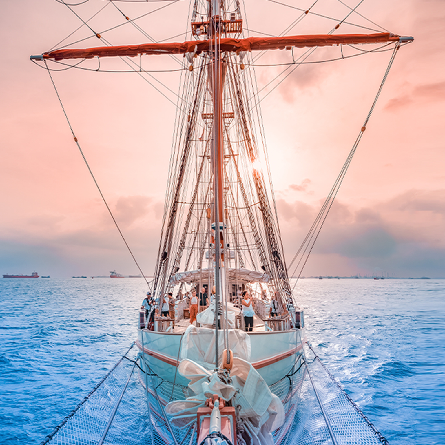 Sunset Sail and Dinner Cruise | Harbour Cruise | Tall Ship Singapore